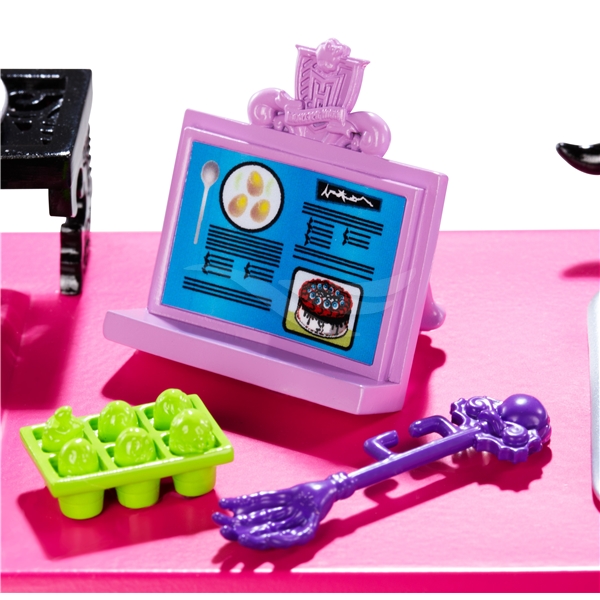 Monster High Home Ick Classroom - Monster High - Monster High ...